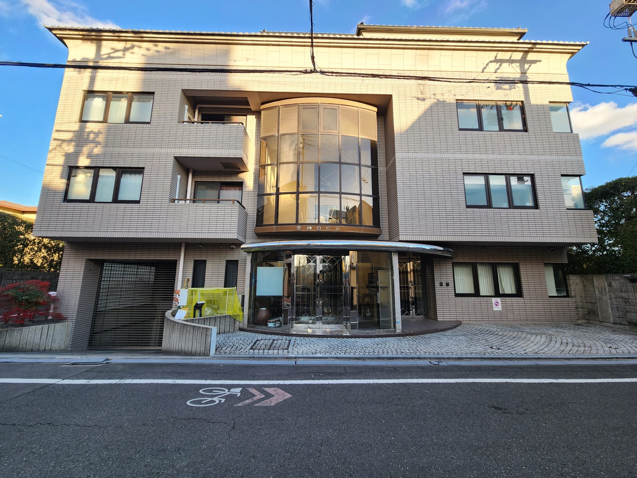 【鴨川沿い】移住者に人気！神宮丸太町徒歩8分の1DKでサイコーの新生活を迎えたい。